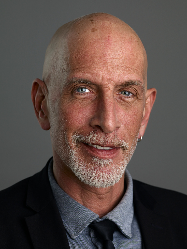 Who's in the Crew? - Spotlight on Victor Rodriguez | Headshot Crew