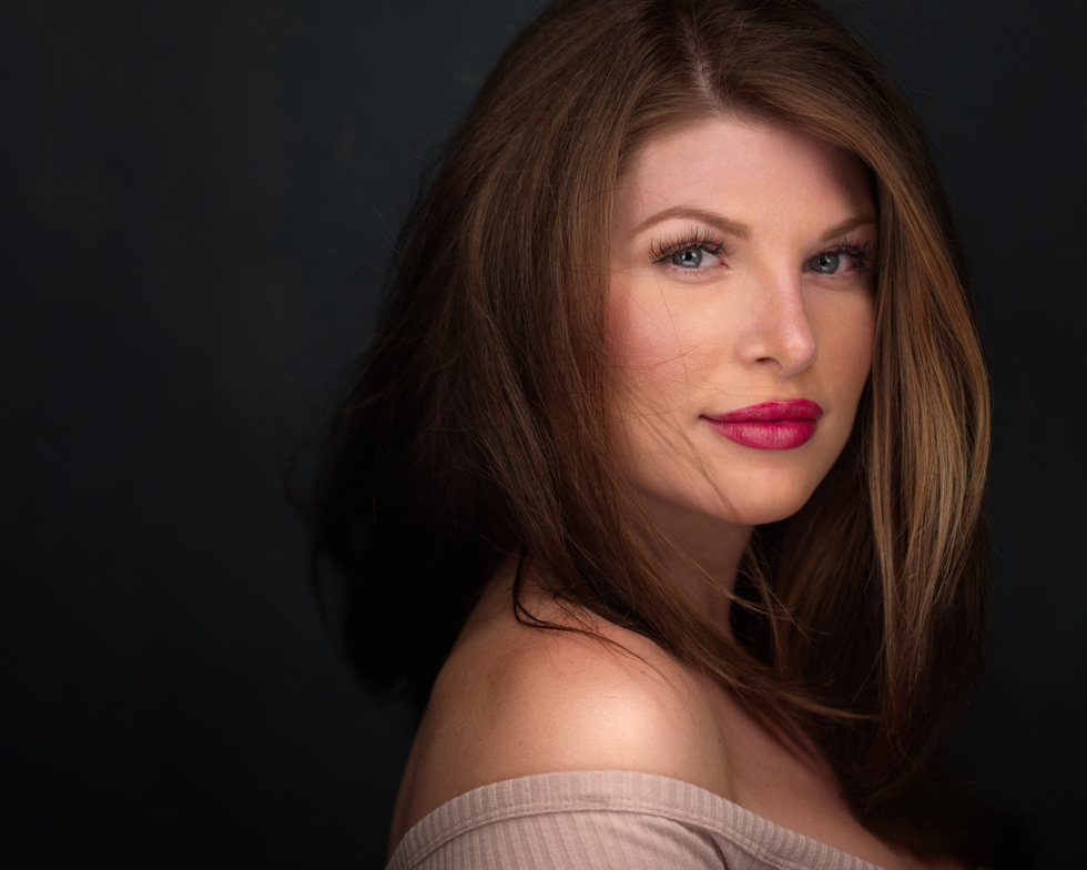 Who's in the Crew? - Spotlight on Amy Osborne | Headshot Crew