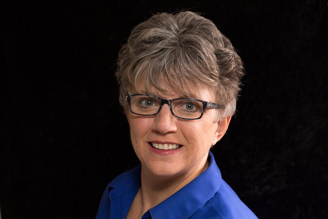 Regina Barker | Headshot photographer in Wichita, KS