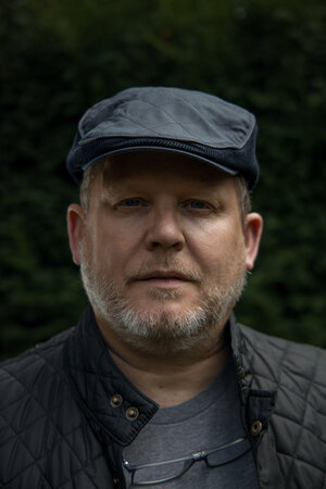 Robert MacDonald - Edindburgh, GB - Headshot and Portrait Photographer