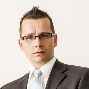 Andras Zombory | Headshot photographer in Budapest, HU