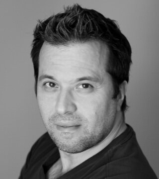 Peter Papaioannou | Headshot photographer in Ile Perrot, QC, CA