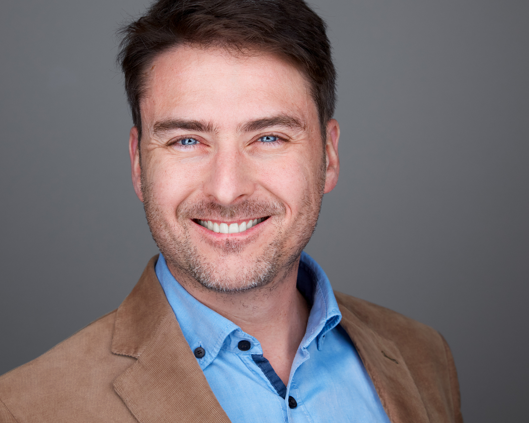 Learn Headshot Photography from Peter Hurley and his crew