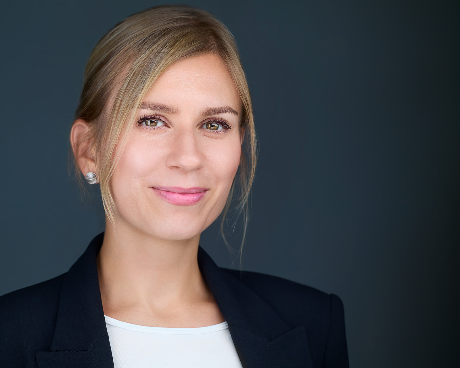 Headshot Photography Contests - Compete for fun and prizes!